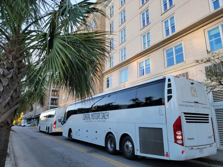 Senior Group Motorcoach Travel 2026: Why Retirement Groups Are Choosing ...
